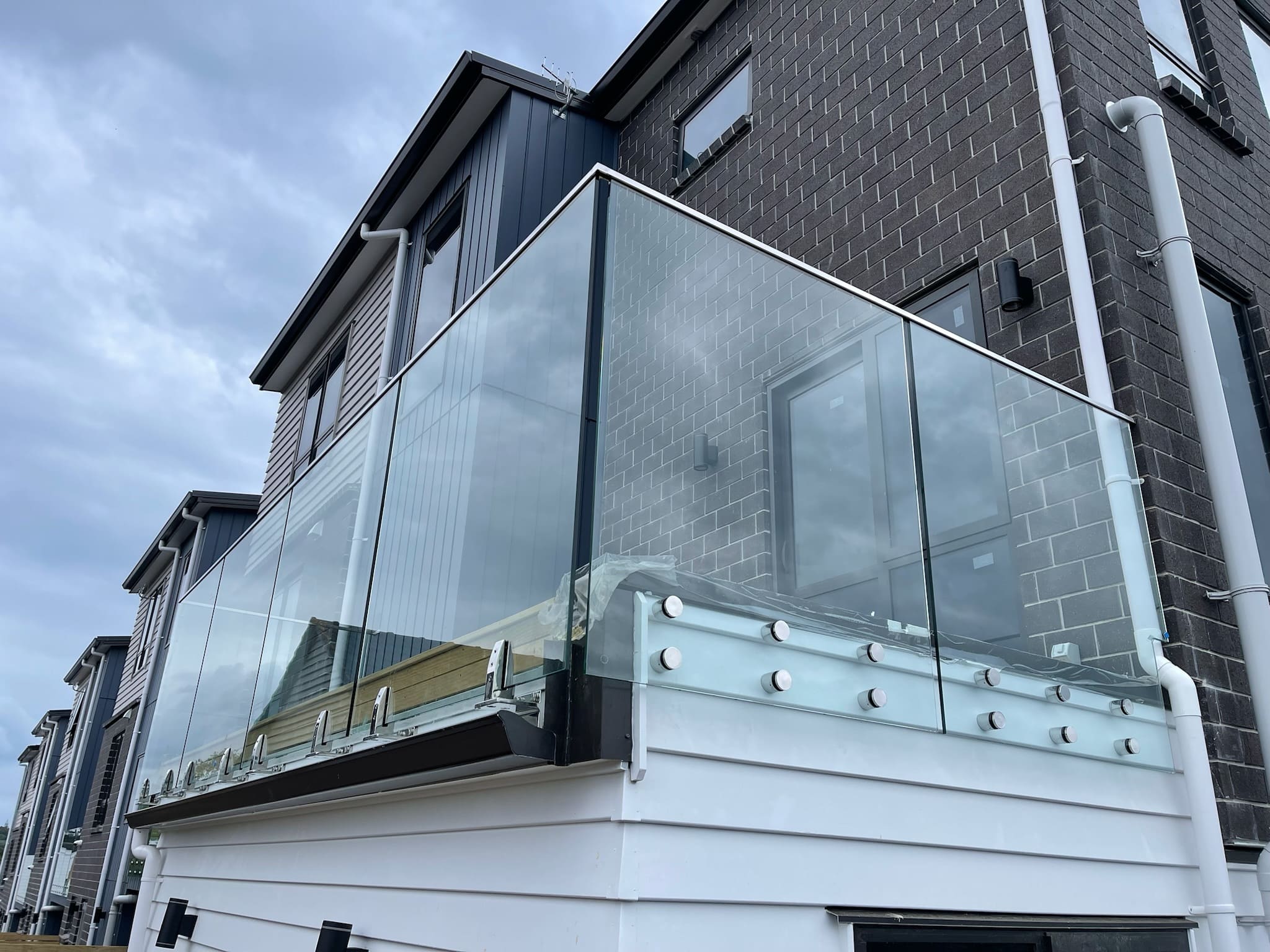 New Lynn, Auckland – Fresh Glass